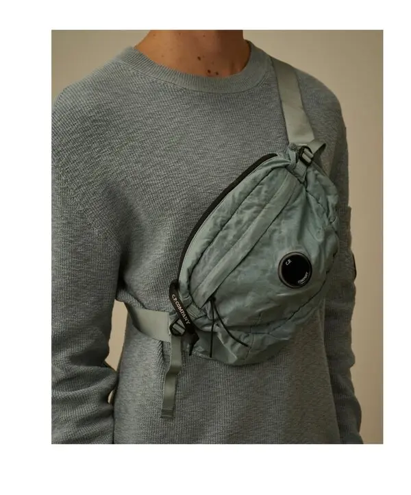 C.P. COMPANY Lens Detailed Belt Bag