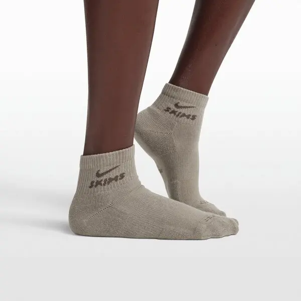SKIMS Nike Dri-fit Quarter Crew Sock 3 Pack