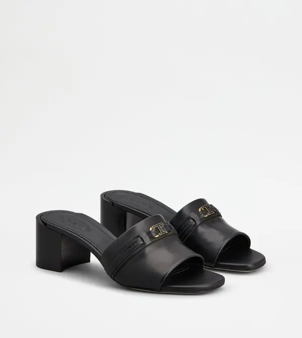 TOD'S Leather Sandals With T Timeless Accessory