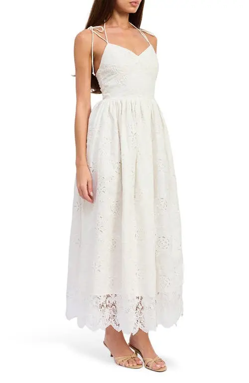 EN SAISON Embroidered Maxi Dress With Scalloped Lace Trim