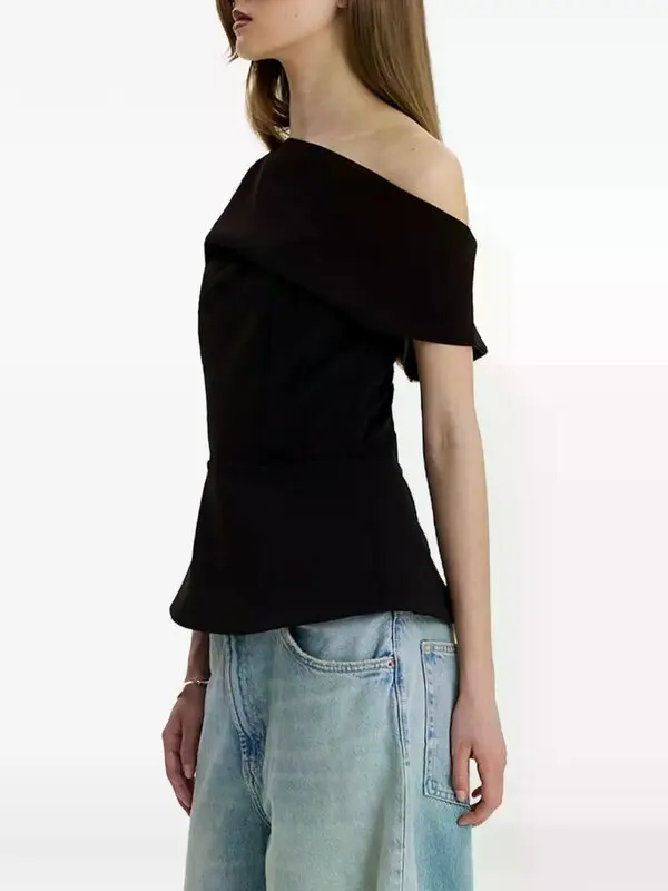 MOOS STUDIO Asymmetric Neck Off-shoulder Peplum Top