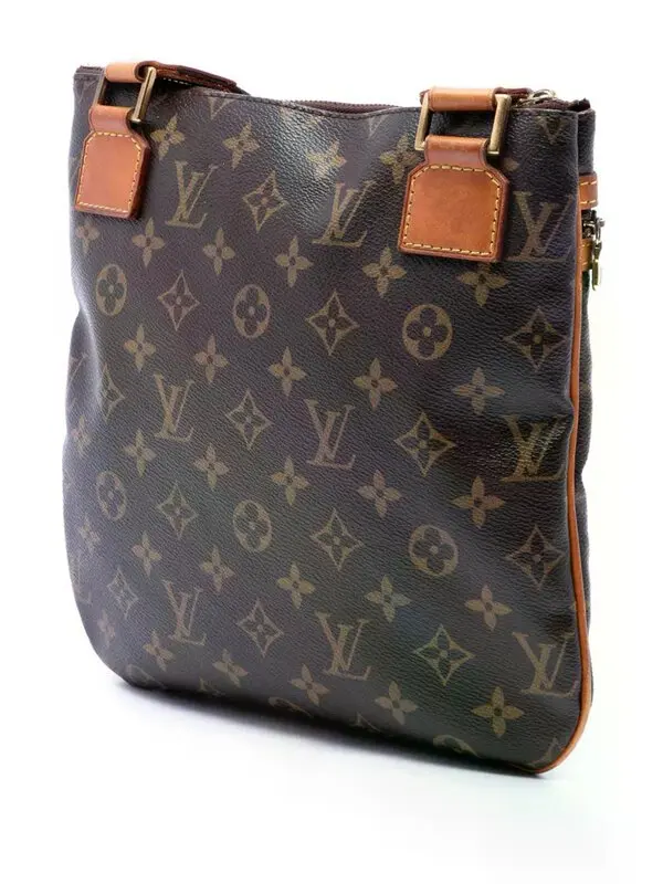 LOUIS VUITTON Monogram Bosphore Pochette
