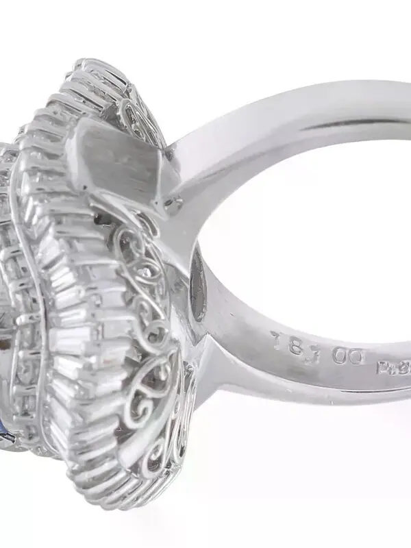 LB EXCLUSIVE Sapphire And Diamond Ring In Platinum