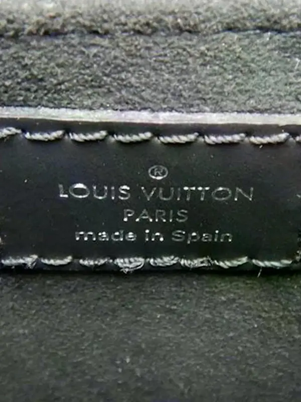 LOUIS VUITTON Epi Petit Sac Plat Satchel