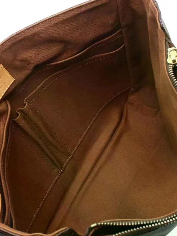 LOUIS VUITTON Monogram Beaubourg Messenger Mm Crossbody Bag