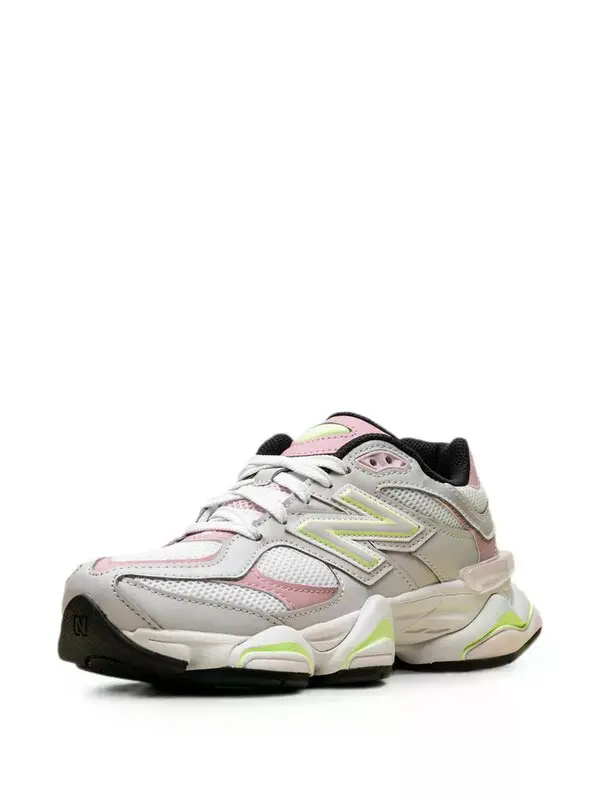 NEW BALANCE 9060 Sneakers