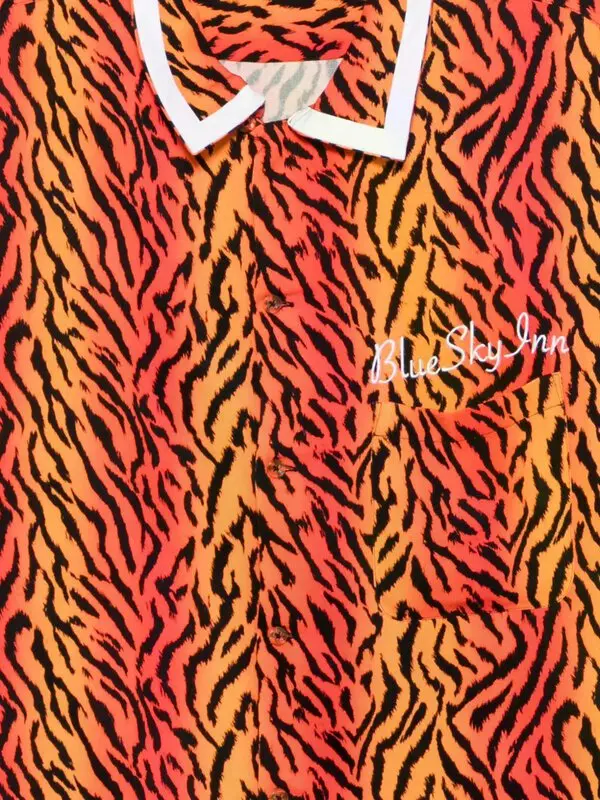 BLUE SKY INN Waiter Tiger-print Shirt