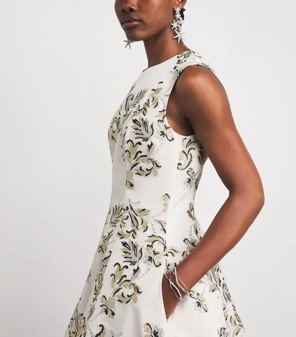 Carolina Herrera Embroidered Sleeveless Gown