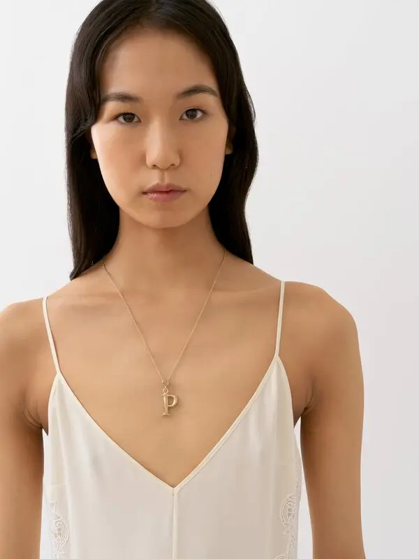 Chloé Pendant Necklace With Quartz