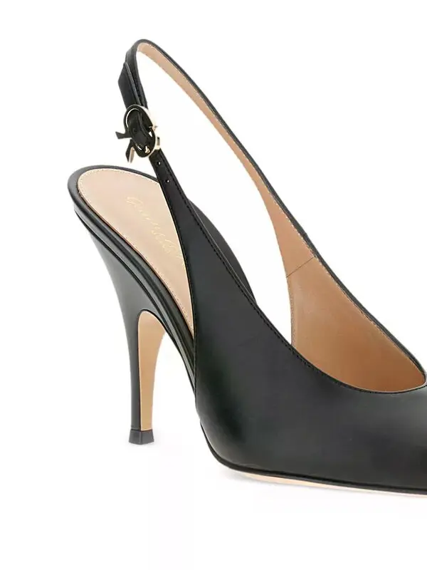 GIANVITO ROSSI Sofia Pointed-toe Pumps - Black