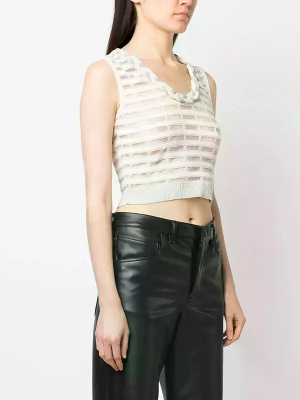 GENNY Cut-out Detail Top