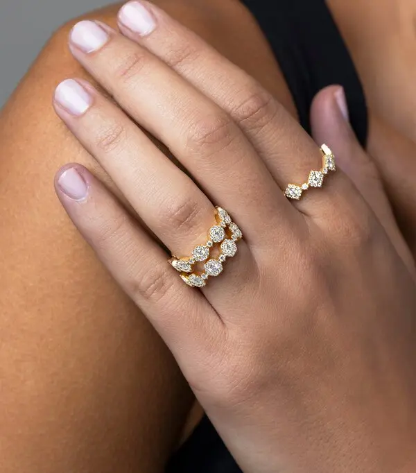 DAVID MORRIS Yellow Gold And Diamond Triolette Oval Ring