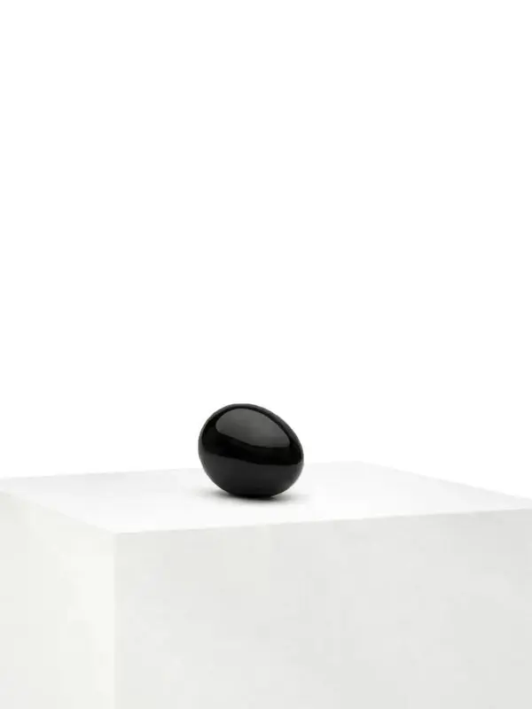 FOURTH STREET Onyx-egg Paperweight