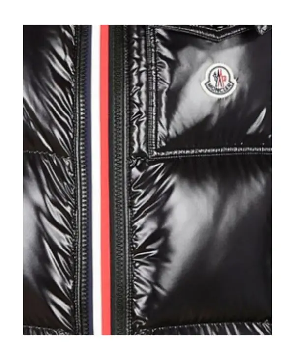 Moncler Montbeliard Short Down Jacket With Hood - Black