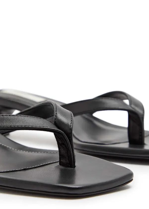 TOTEME Leather Flip Flops