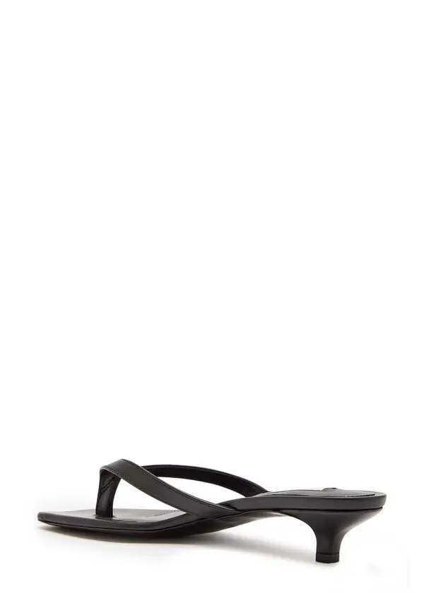 TOTEME Leather Flip Flops