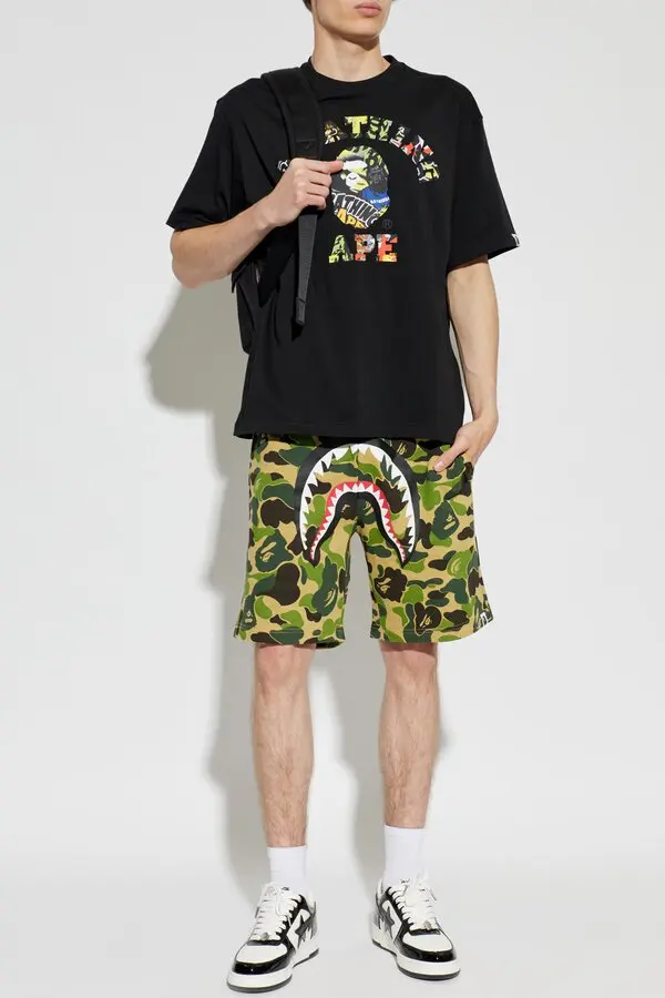 A BATHING APE T-shirt With Logo