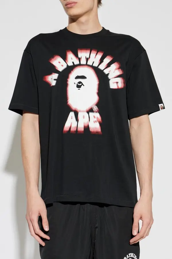 A BATHING APE T-shirt With Logo - Black