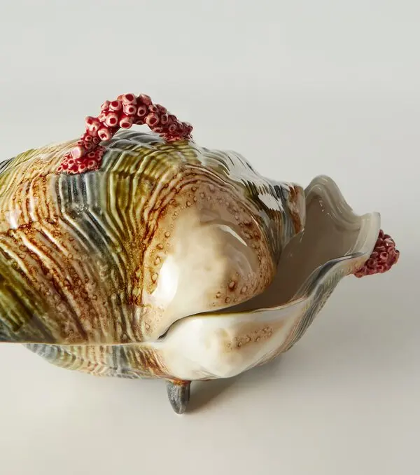 BORDALLO PINHEIRO Oyster Earthenware Tureen