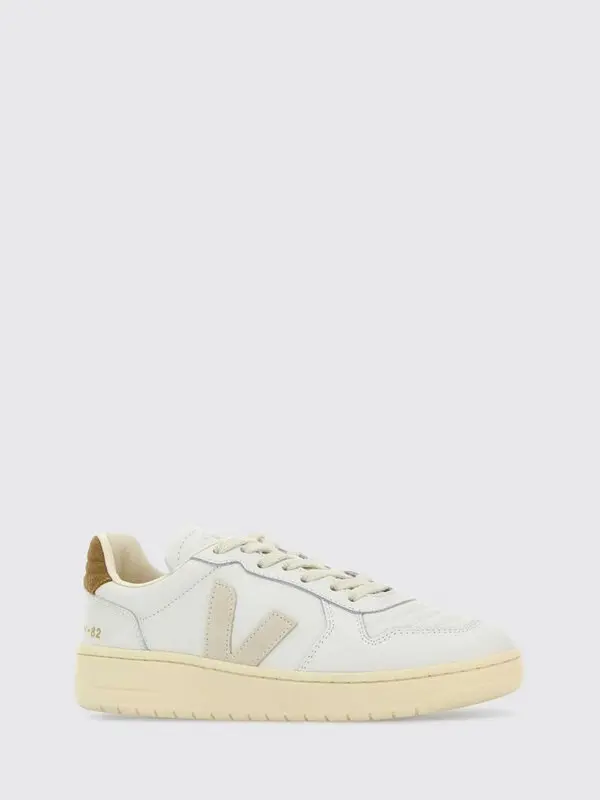 VEJA V-82 O.t. Leather Low Top Sneakers