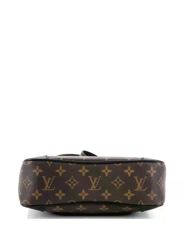 LOUIS VUITTON Monogram Canvas Odeon Nm Pm Bag