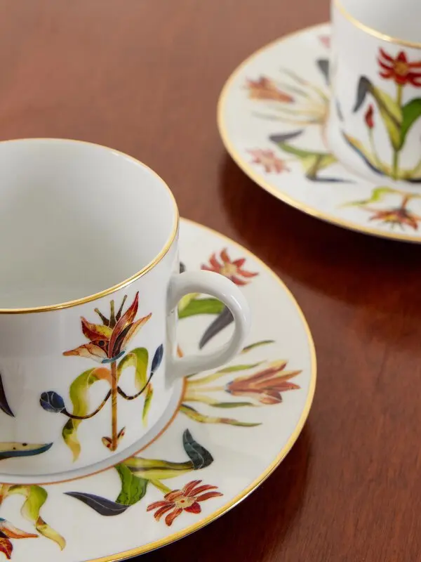 L'Objet Grand Tour Set Of Two Gold-plated Porcelain Teacup And Saucer - White