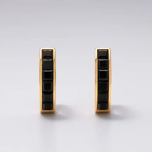 IVY & PEARL CO. Onyx Huggie Earrings In 14k Filled