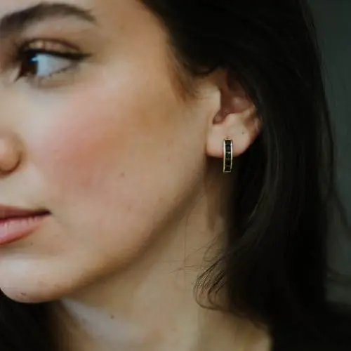 IVY & PEARL CO. Onyx Huggie Earrings In 14k Filled