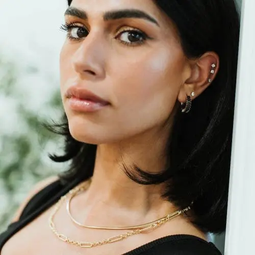 IVY & PEARL CO. Golden Duo Layered Necklace