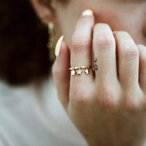 IVY & PEARL CO. Astor Starlight Charm Ring