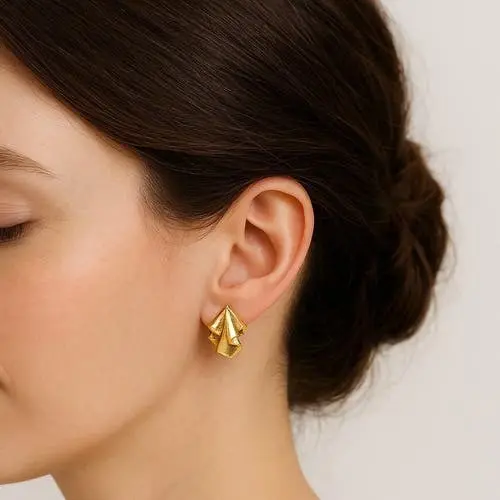 IVY & PEARL CO. Draped Duchess Sculptural Stud Earrings