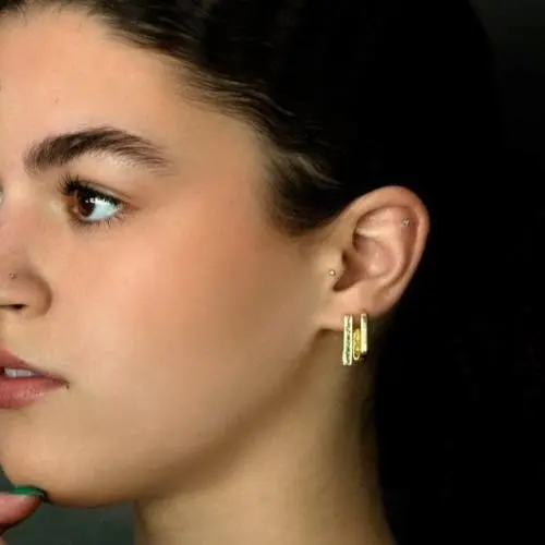 IVY & PEARL CO. The Windsor Baguette Hoop Earrings