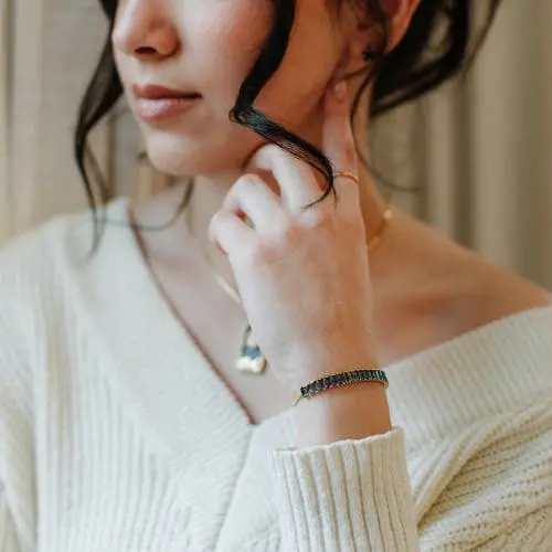 IVY & PEARL CO. The Astoria Sapphire Line Bracelet