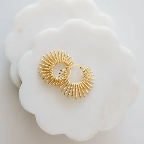IVY & PEARL CO. The Solaria Radiant Hoops
