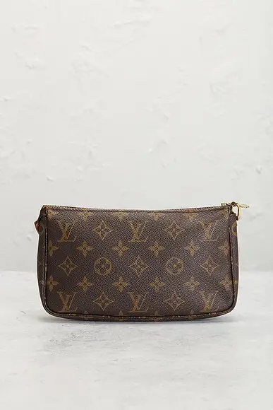 LOUIS VUITTON Monogram Pochette Accessoires Shoulder Bag