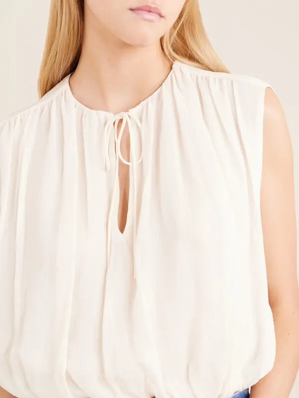 FRAME Wave Cropped Silk Top With Pleated Bodice - Neutrals