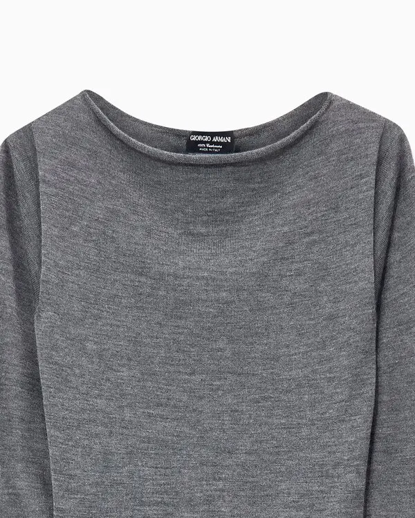 Giorgio Armani Seamless Cashmere Round Neck Long Sleeve Sweater - Grey