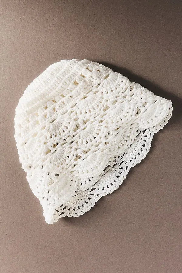 UNREAL FUR Crochet Bucket Hat - White