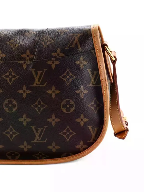 LOUIS VUITTON Monogram Canvas Shoulder Bag