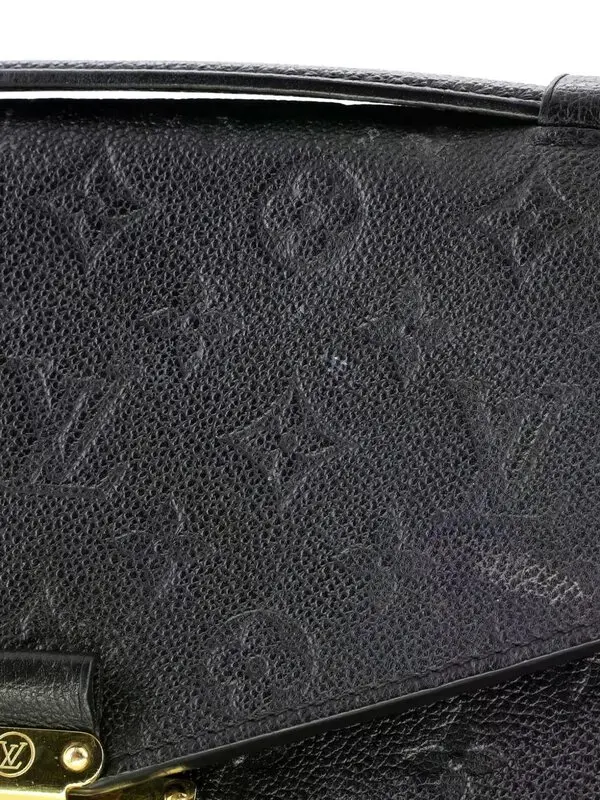 LOUIS VUITTON Pochette Metis Bag - Black
