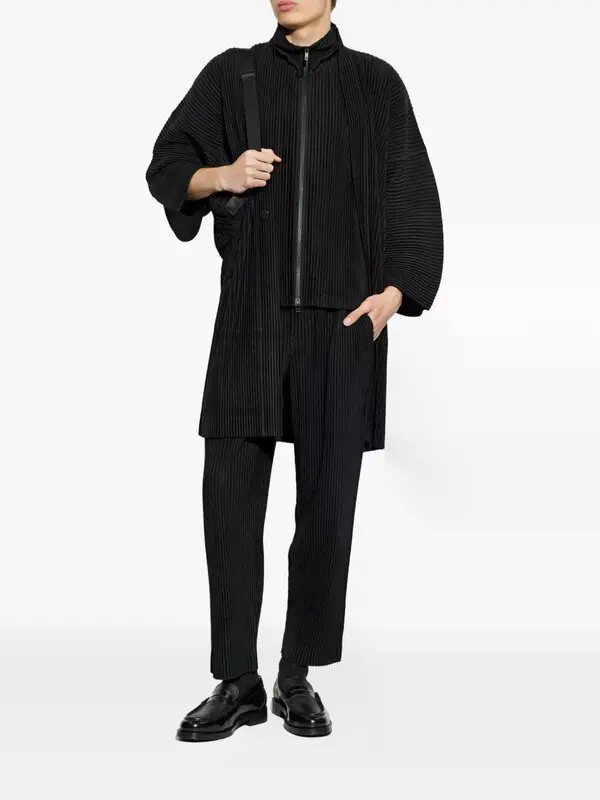 Issey Miyake Pleated Wide-sleeve Coat