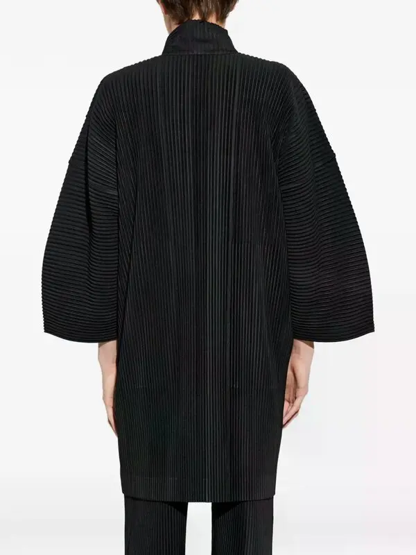 Issey Miyake Pleated Wide-sleeve Coat