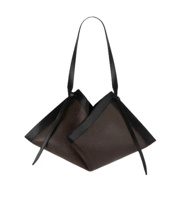 Yuzefi Large Shoulder Bag - Black