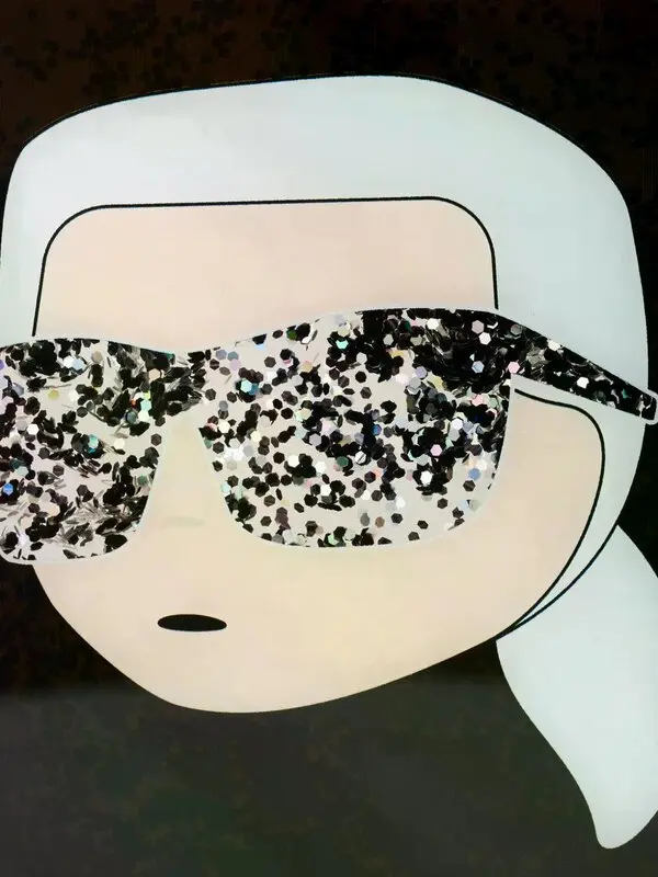 Karl Lagerfeld Glitter Graphic Iphone 17 Pro Case