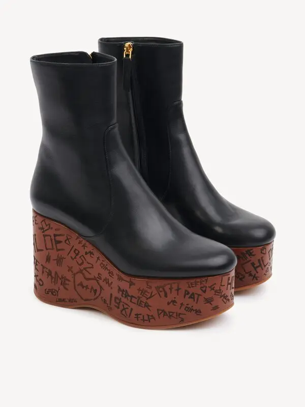 Chloé Maxime Boots With Platform Sole And Side Zip Closure
