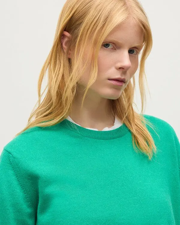 Johnstons Of Elgin Lunan Classic Cashmere Crew Neck Jumper - Green