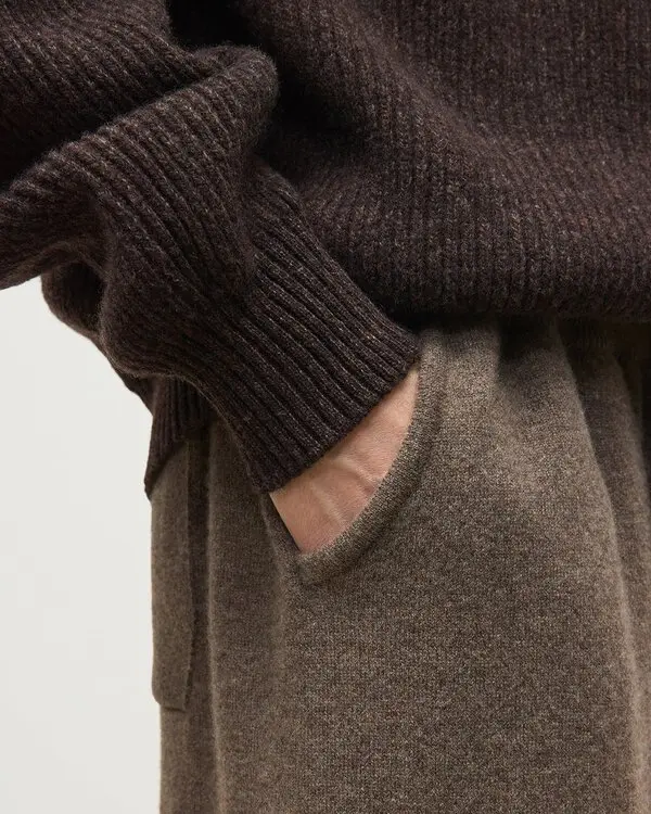 Johnstons Of Elgin Lewi Tapered Cahmere Jogger