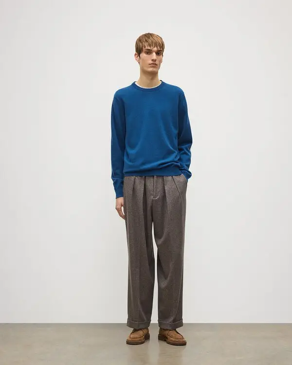Johnstons Of Elgin Reuben Cashmere Crew Neck Jumper - Blue