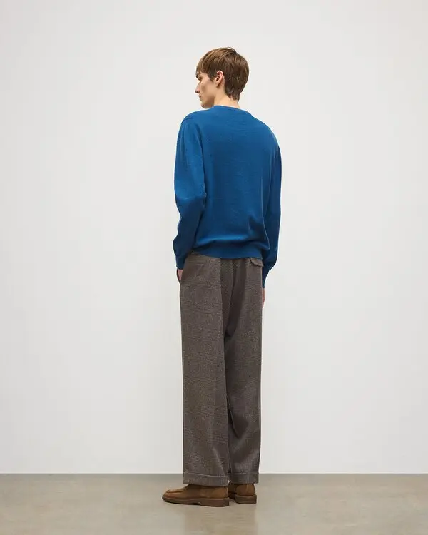 Johnstons Of Elgin Reuben Cashmere Crew Neck Jumper - Blue