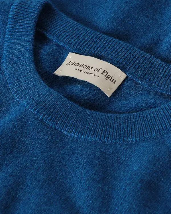Johnstons Of Elgin Reuben Cashmere Crew Neck Jumper - Blue